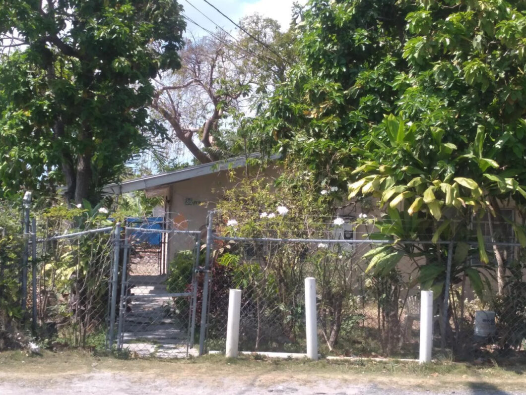 Tropical Gardens - Colonial Realty LTD.